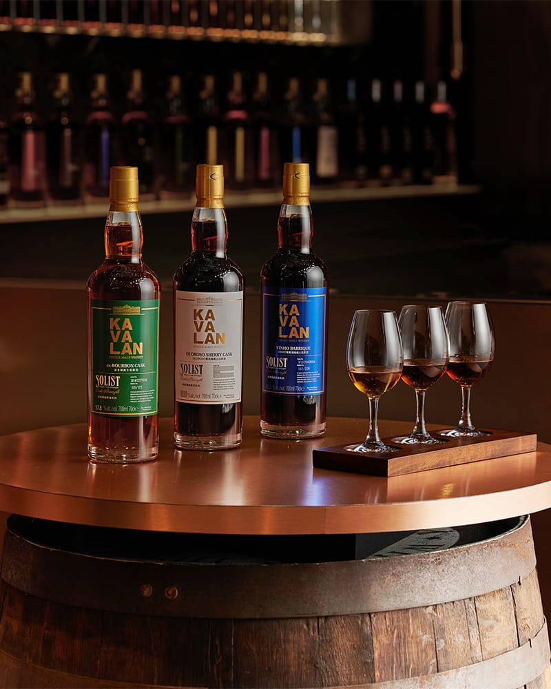Men’s Folio Whisky Tasting Guide: Swirl, Sip, and Spit? - Men's Folio